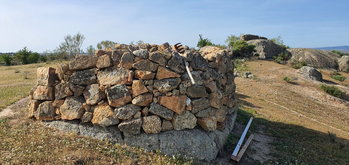 Un breve acercamiento arqueológico a la Vía de la Plata a través de sus ...